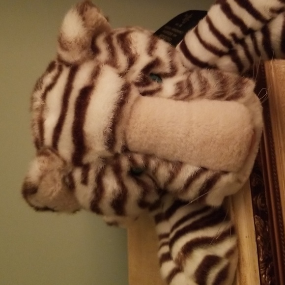 The 24 K Company | Toys | Canadian Design Metro Toronto Zoo White Tiger ...